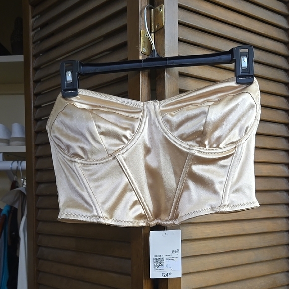 Forever 21 | Intimates & Sleepwear | Elegant Cream Strapless Longline ...